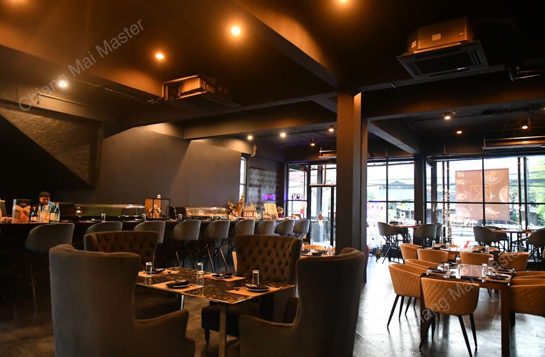 Zenbu Kuro Eatery and Sushi Bar :: Chiang Mai Master