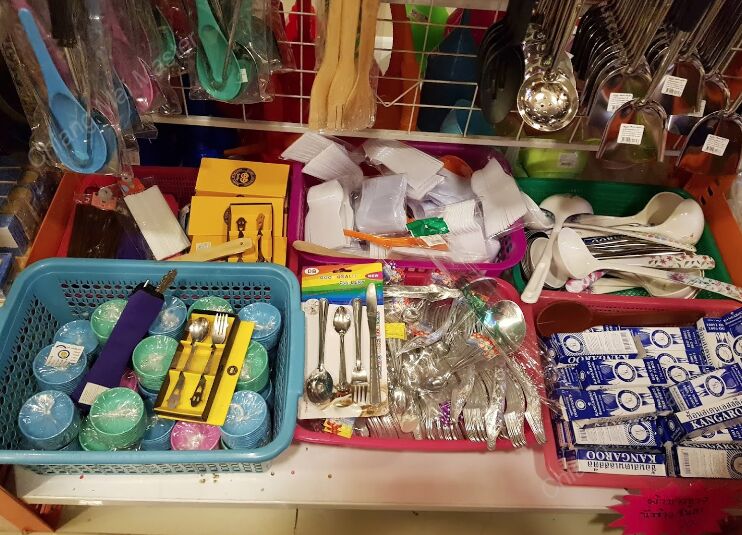 Store everything 20 Baht :: Chiang Mai Master